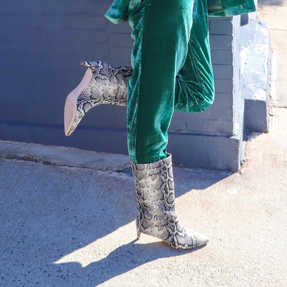 Loeffler Randall | Shoes | New Loeffler Randall Naomi Graphite Print ...